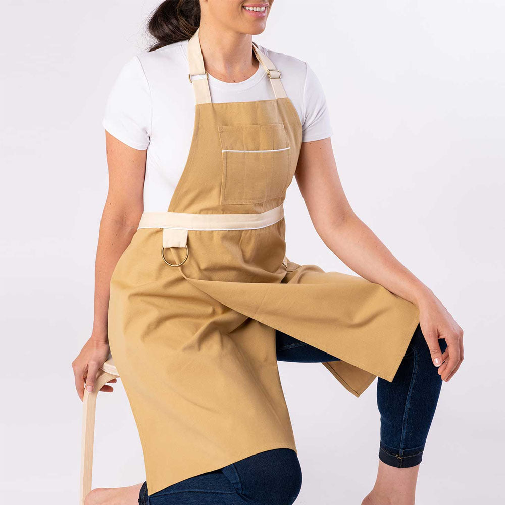 Split leg Pottery Apron by San Bao